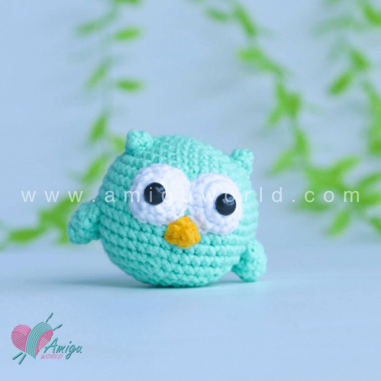 Little owl keychain free amigurumi crochet pattern